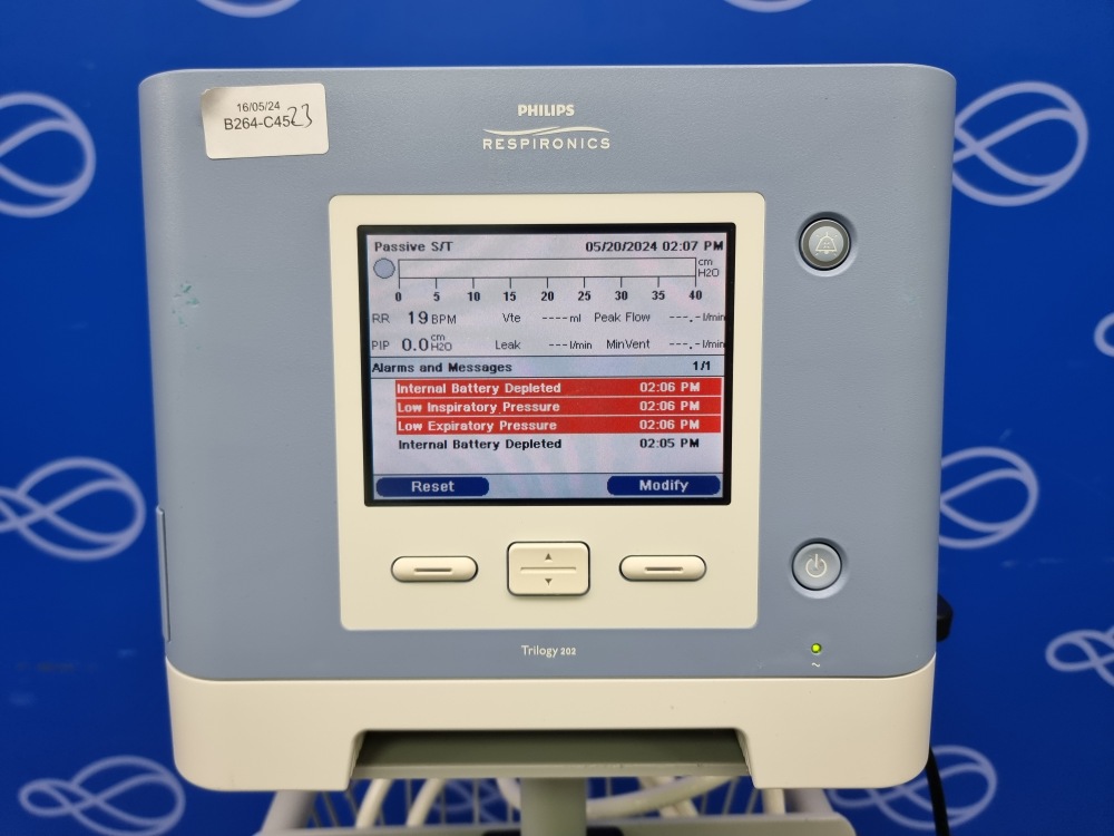Philips Respironics Trilogy 202 Ventilator