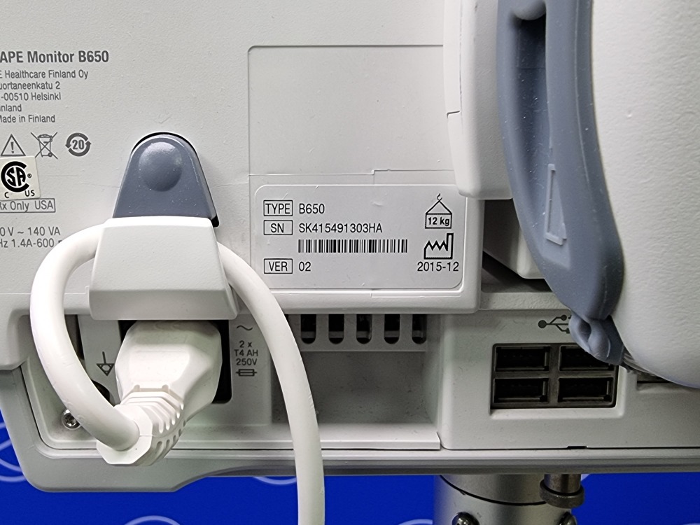 GE Carescape B650 Patient Monitor on Rollstand