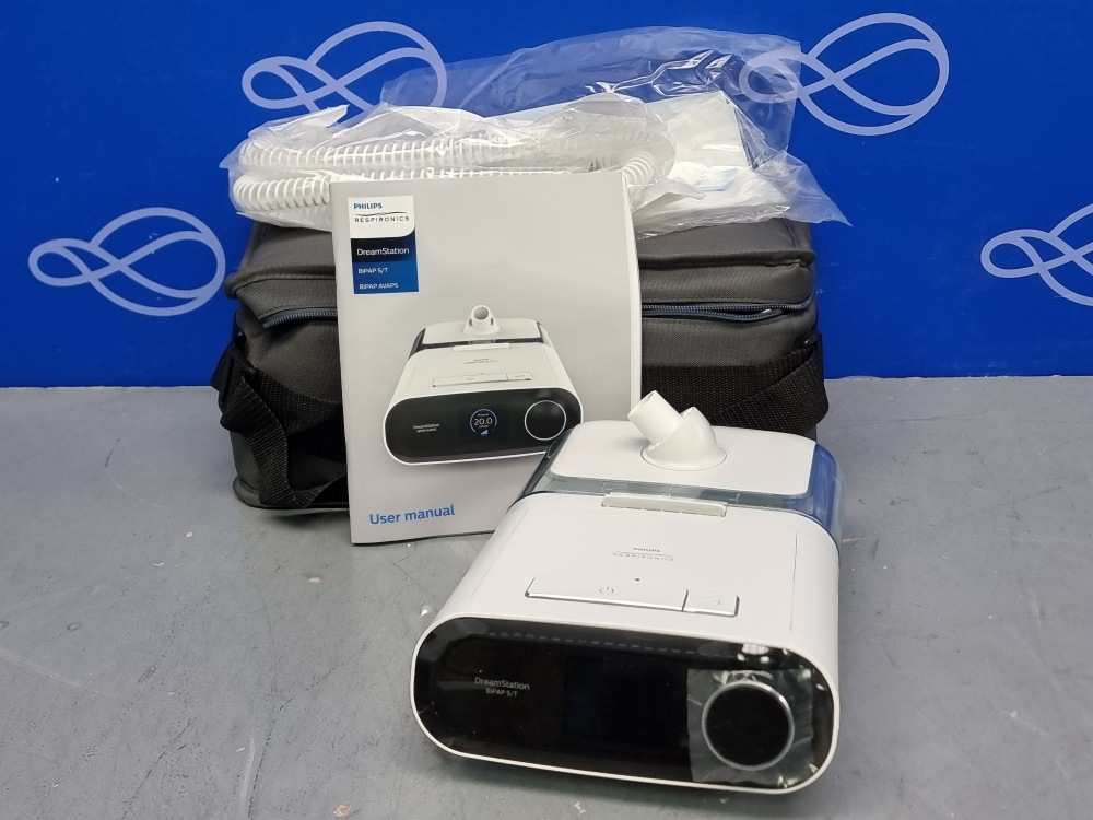 Philips Respironics Dreamstation BiPAP with Humidifier *As new in box*