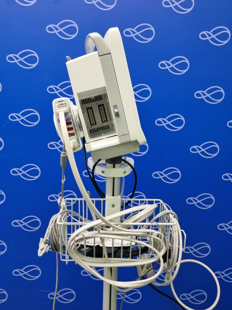 GE Carescape B650 Patient Monitor on Rollstand
