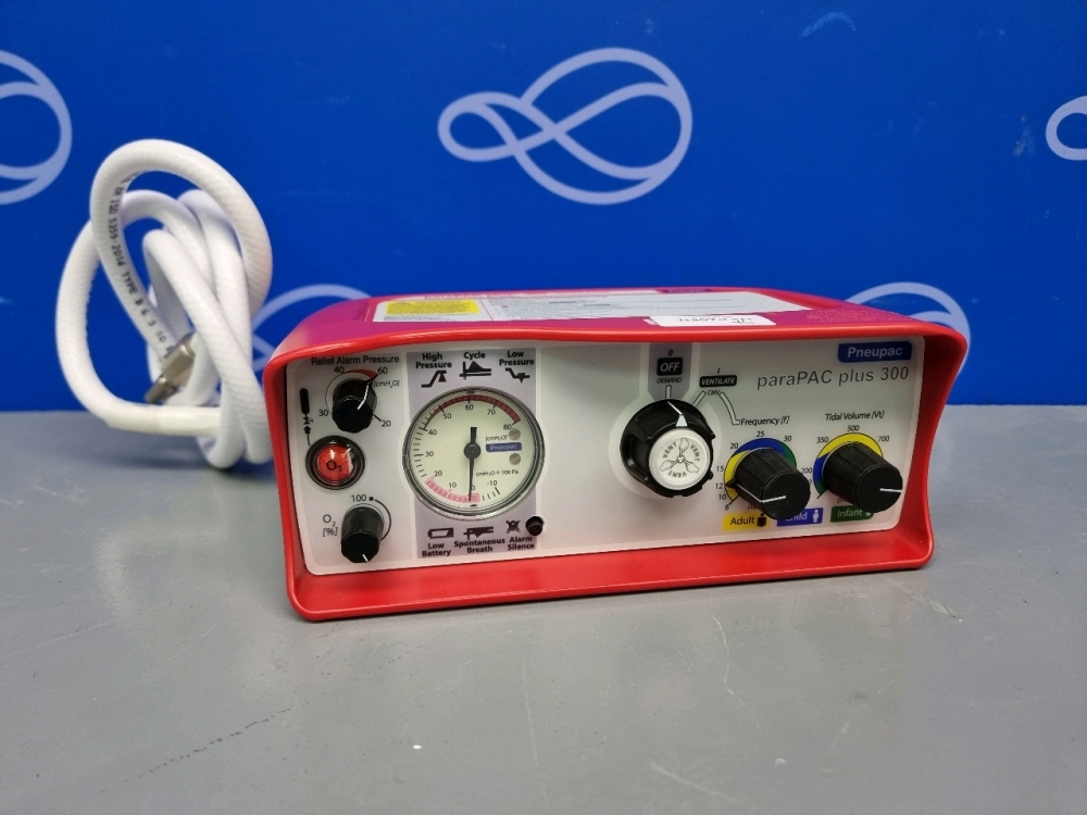 Pneupac ParaPAC Plus 300 Ventilator
