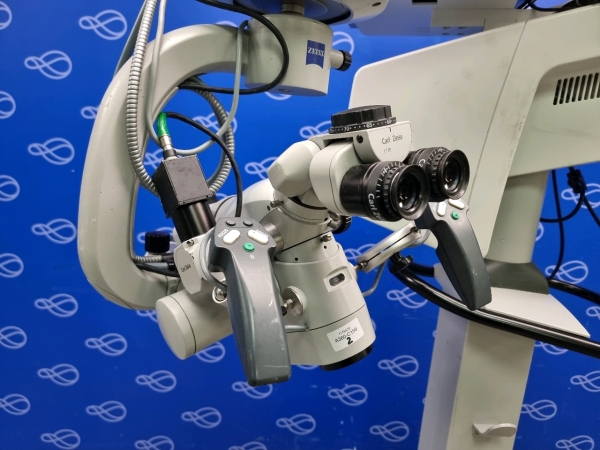 Zeiss OPMI Vario Operating Microscope on S88 Base Unit