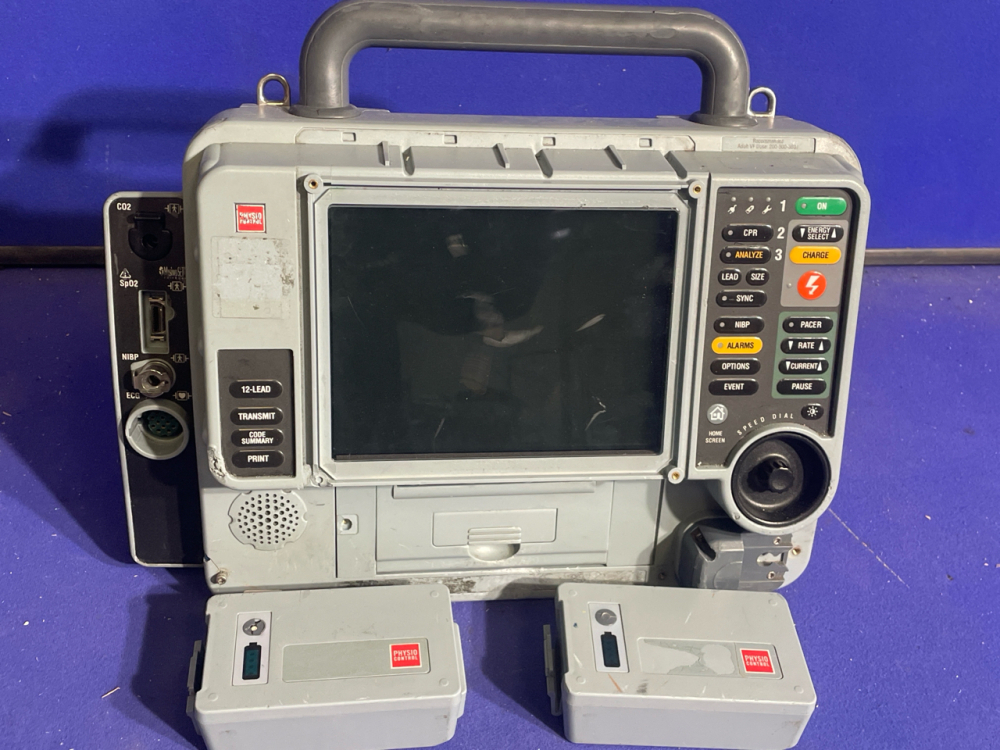 Physio-Control Lifepak 15 Defibrillator with CO2 Port & Pacing