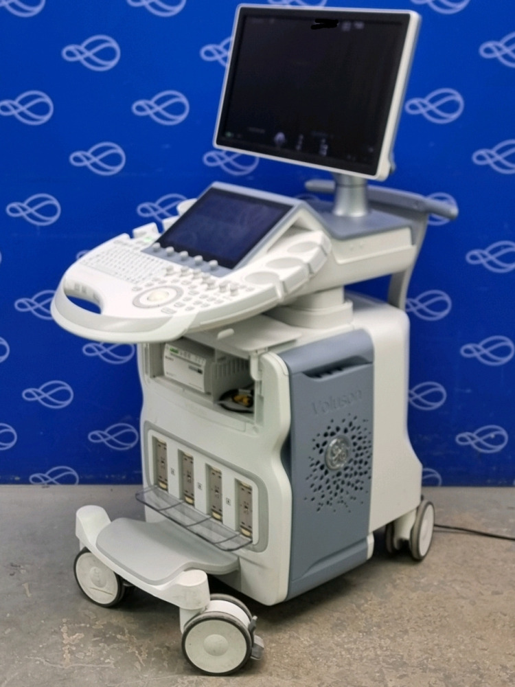 GE Voluson E8 BT18 Ultrasound System
