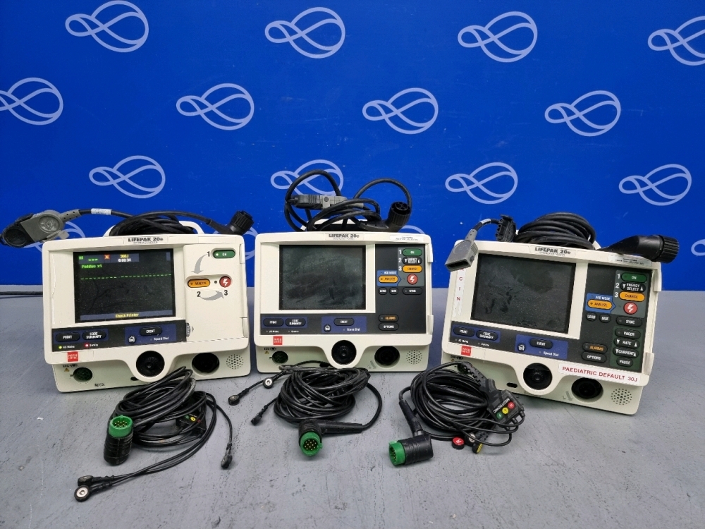 2 x Lifepak 20e Defibrillator with Pacing and 1 x Lifepak 20e ...
