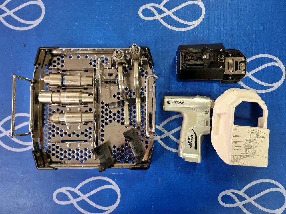 Stryker System 8 Cordless Driver Handpiece Set