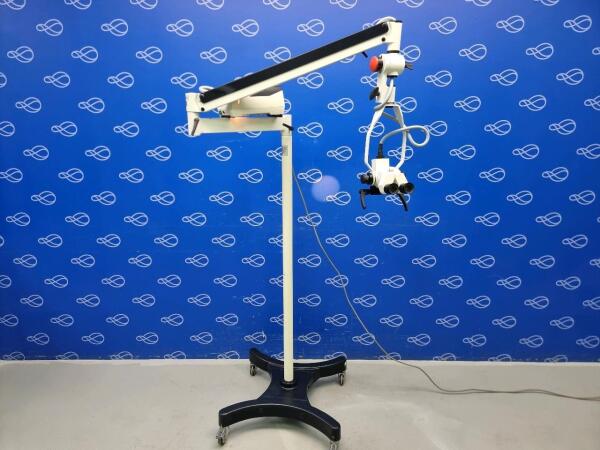 Leica M300 Operating Microscope with Photonic CLS 150 MR Light Source