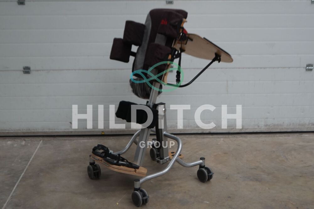 Urban 2 Jenx Standing Frame