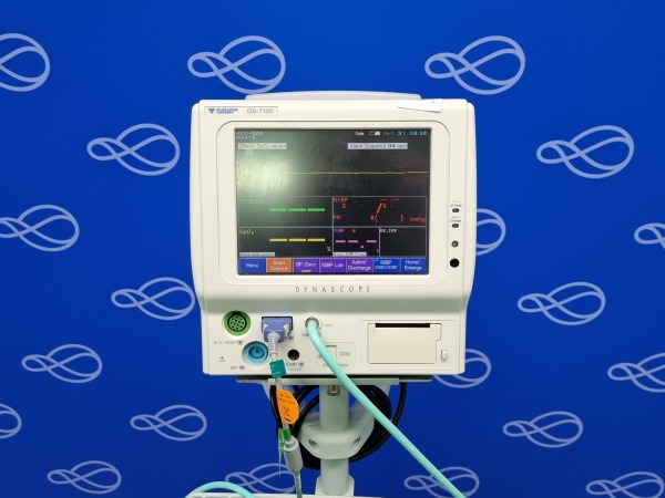 Fukuda Denshi Dynascope DS-7100 Patient Monitor on Rollstand