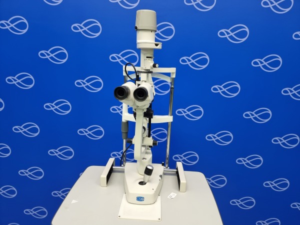 Topcon SL-1E Slit Lamp on Table