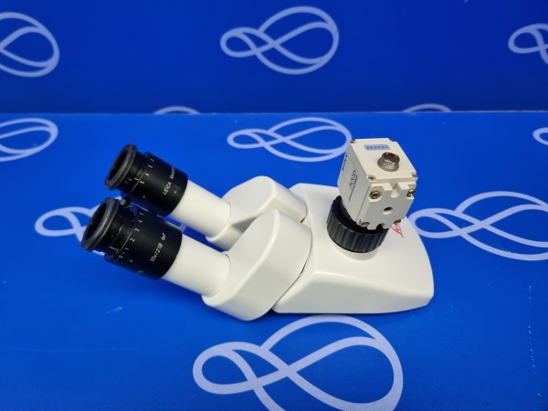 Leica Proveo 8 Ceiling Mounted Ophthalmic Surgical Microscope