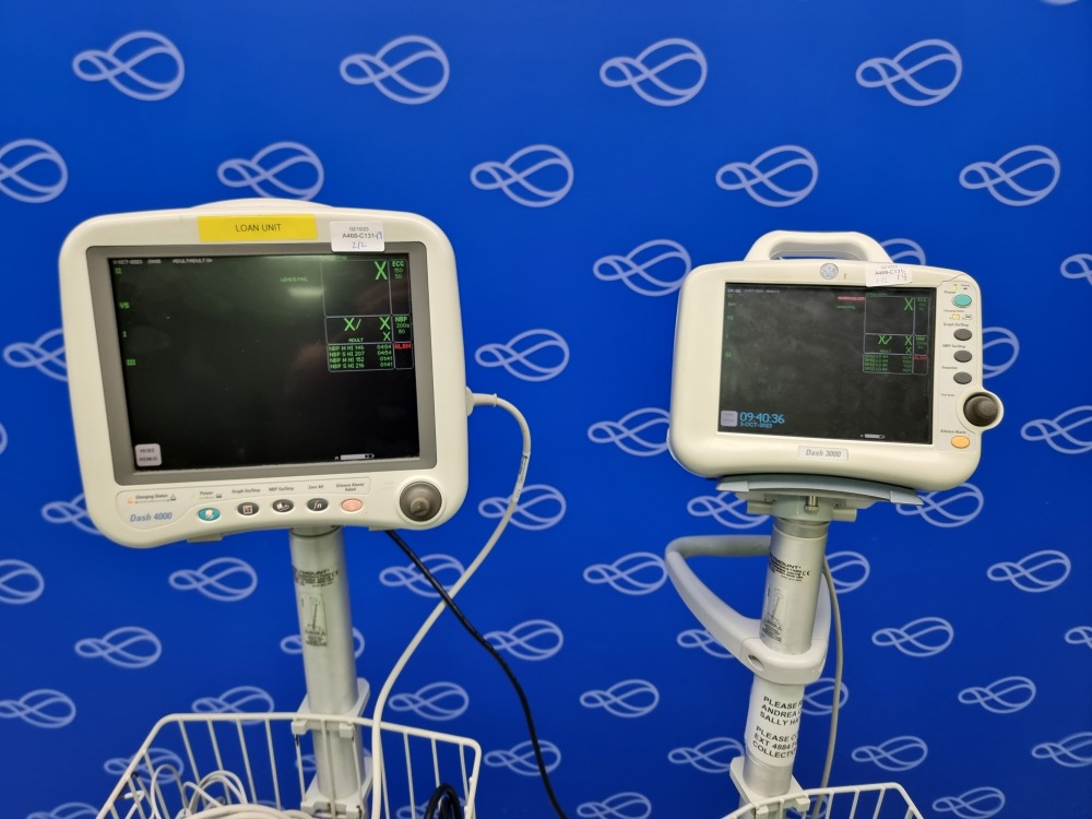 GE Dash 3000 Patient Monitor on Rollstand and GE Dash 4000 Patient ...