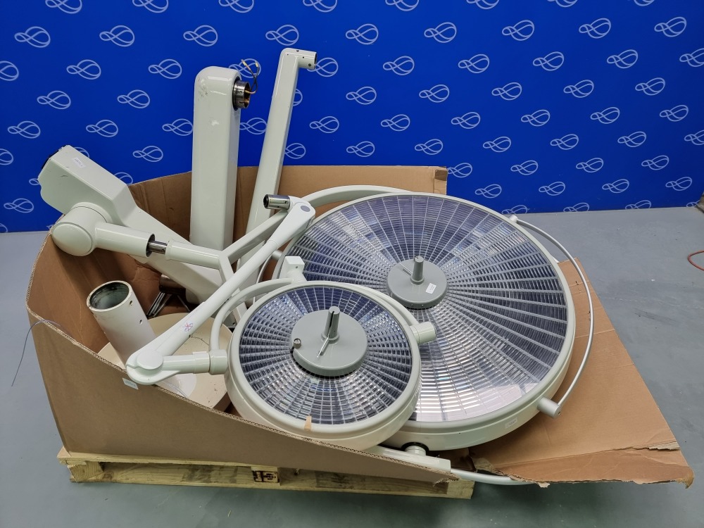 ALM PRC Dual Surgical Light System