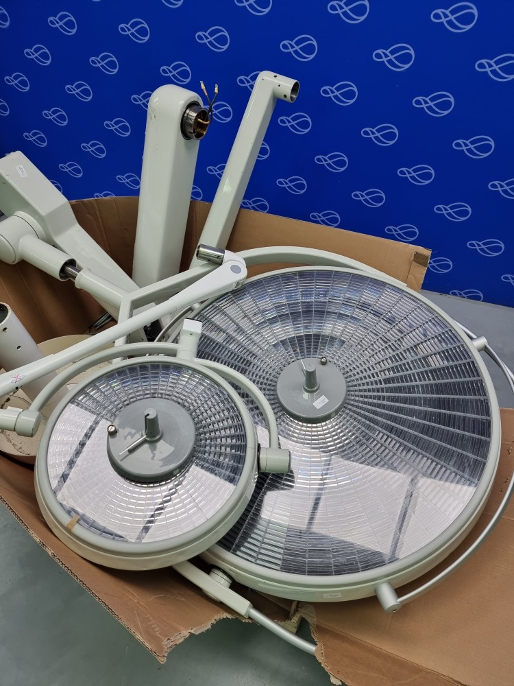 ALM PRC Dual Surgical Light System