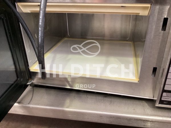 Sharp R24AT 1900W Microwave