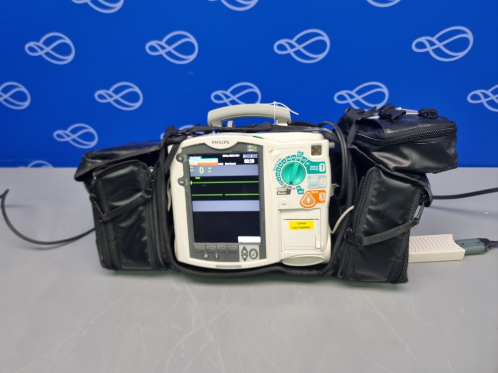 Philips Heartstart MRx Defibrillator With Pacing In Carry Case