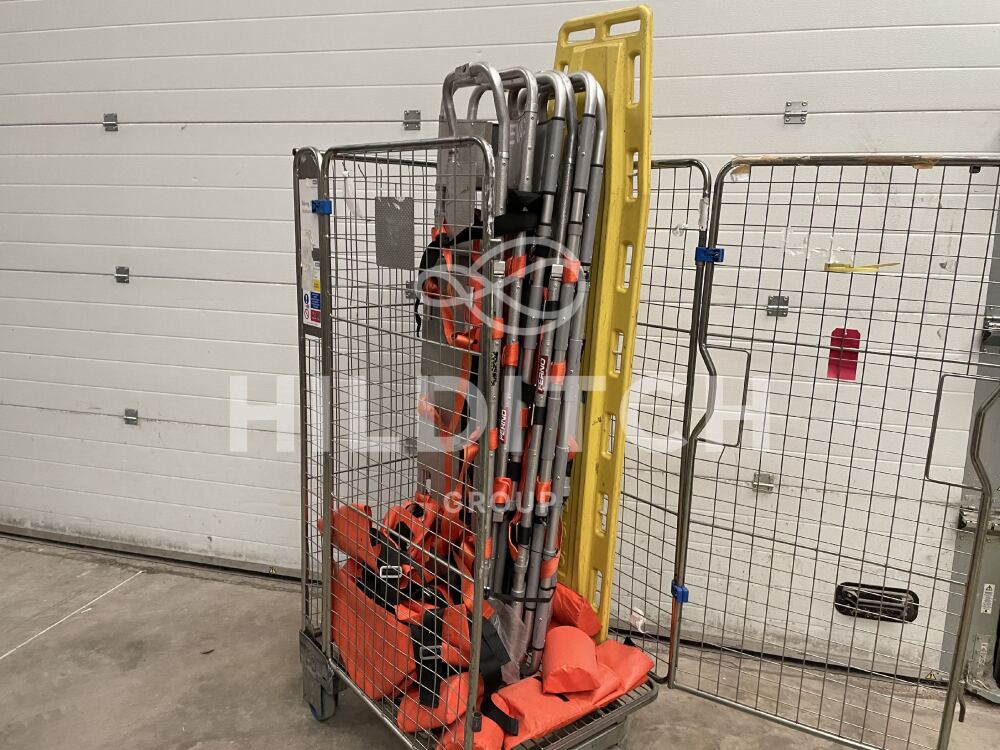 7 x Metal Ferno Scoop Stretchers, Selection of Body Harness And Head ...