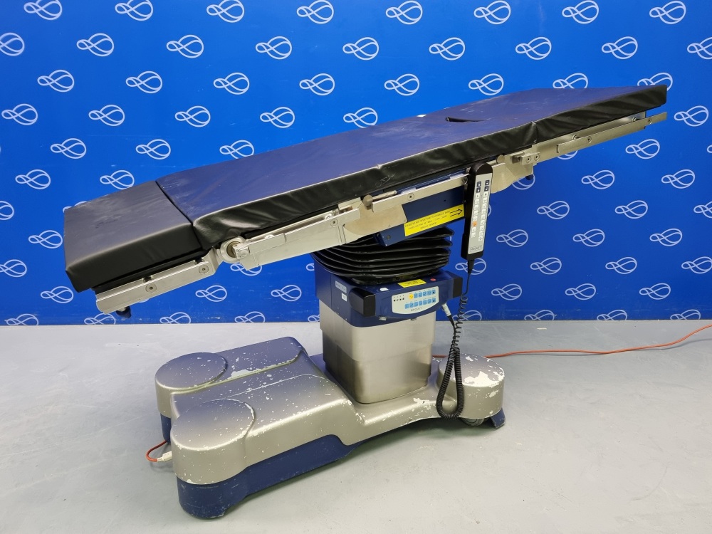 Maquet Alphamaxx Operating table.