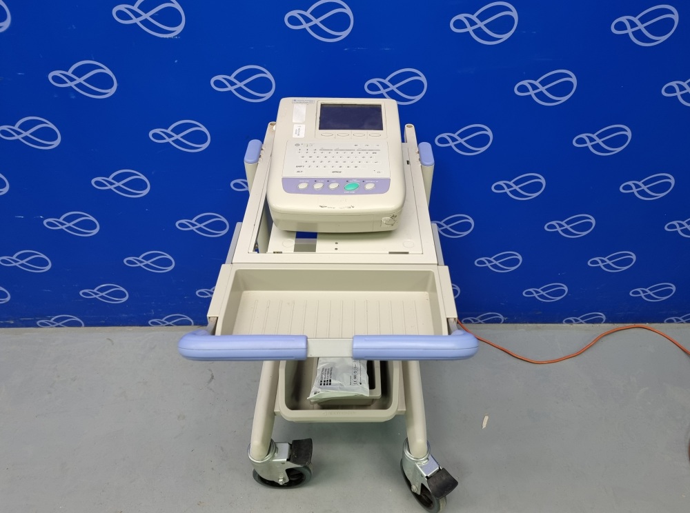 Nihon Kohden CardiofaxM 1350K ECG Machine
