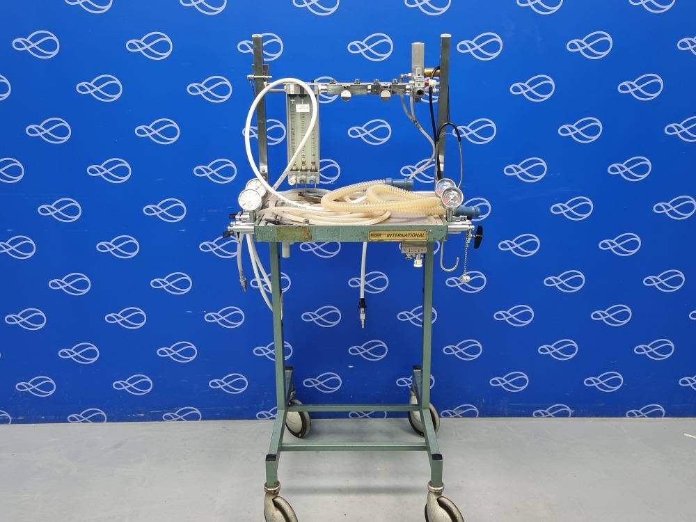 Boyle International Anesthetic Machine