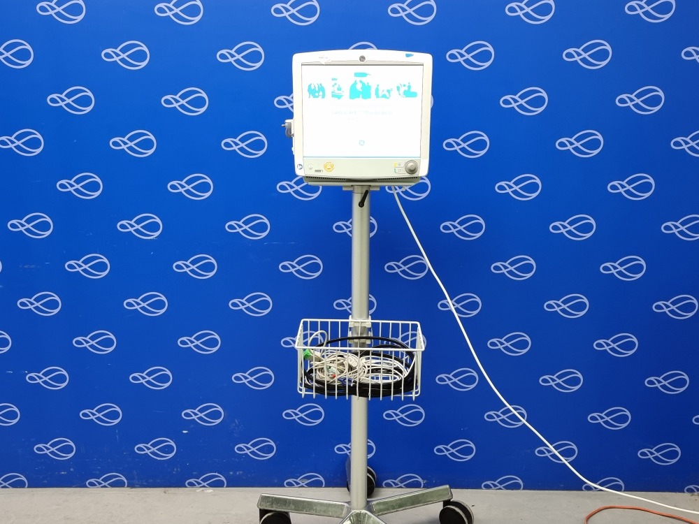GE Carescape B650 Patient Monitor on Rollstand