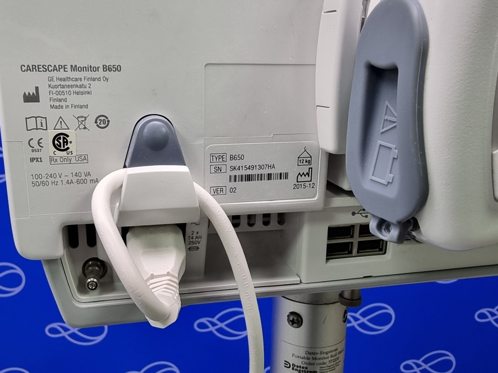 GE Carescape B650 Patient Monitor on Rollstand