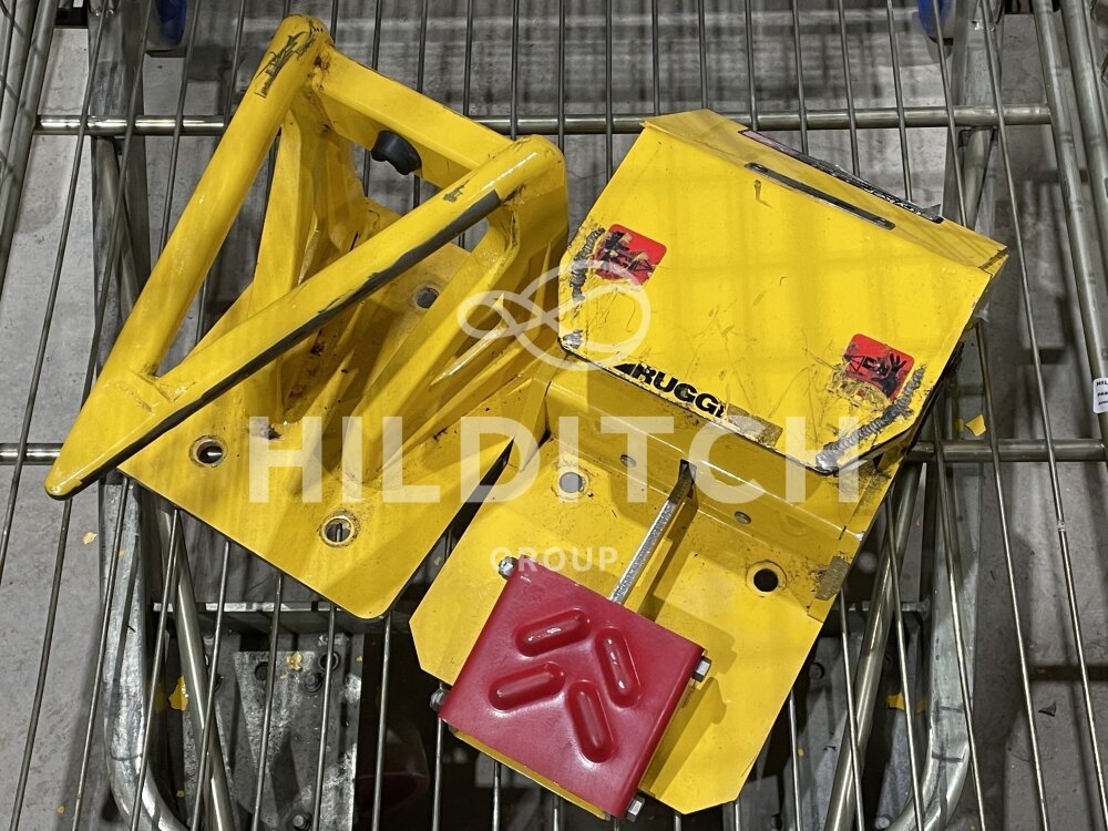 Stryker 6385 2-Part Cot Fastener System